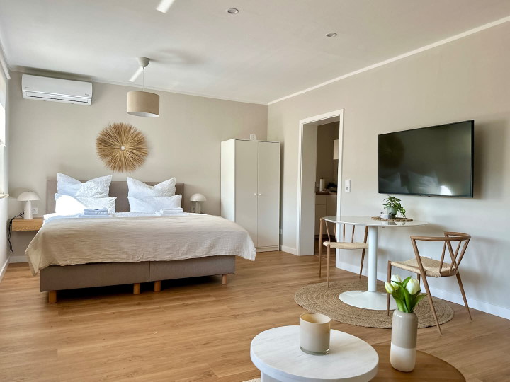 Comfort Apartment | King Bed | A/c | Saarland - Saarland