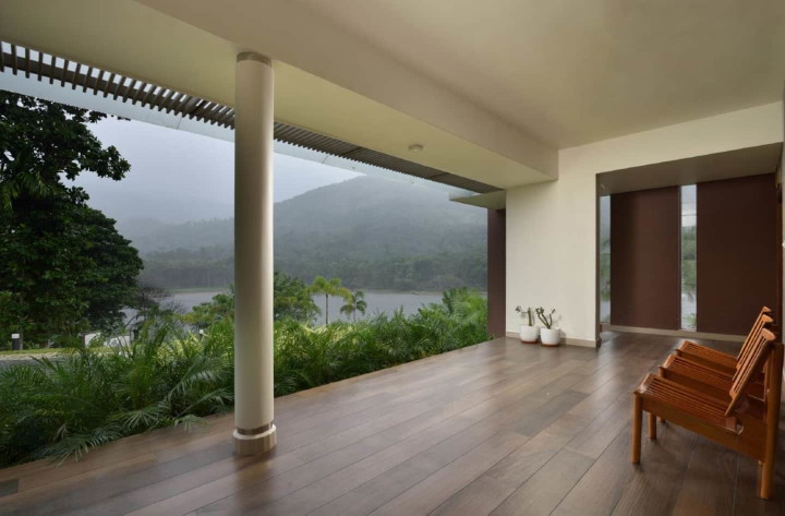6 Bedroom Entire Villa Pool& Lake Close To Vagamon - India