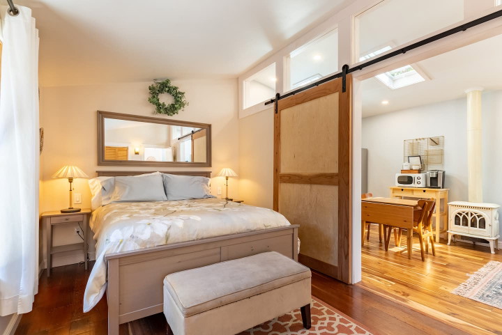 Garden Beach Cottage - Santa Cruz, CA