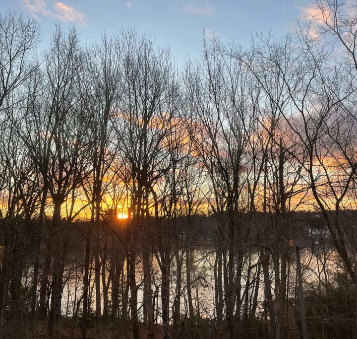 Home In Waterbury, Golfing, Garage, Lake View, - Waterbury, CT