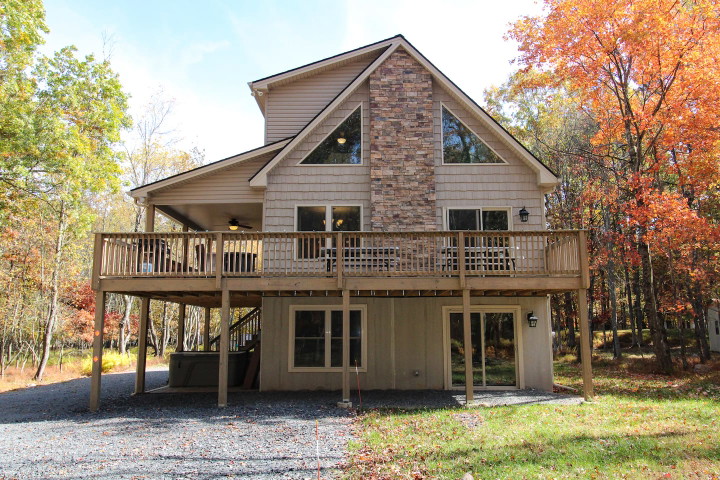 Hot Tub, Skiing, Pool, Lake, Game Room, Poconos - Towamensing Trails