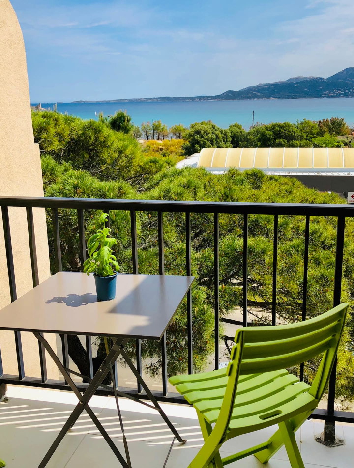 Superbe Studio Vue Mer à 2 Pas De La Plage - Calvi