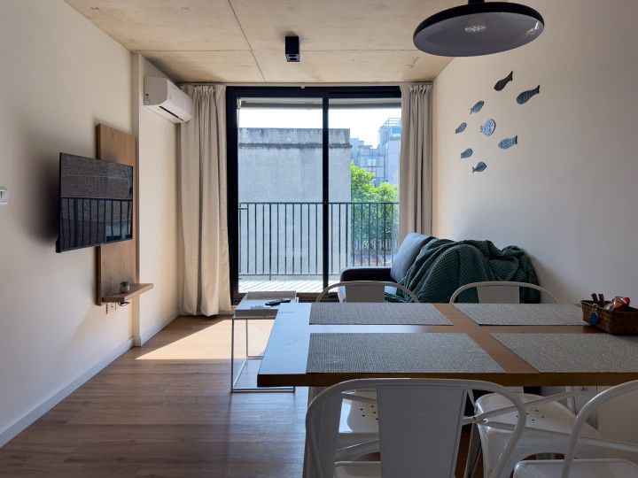Modern Apartment Near Downtown - Montevideo