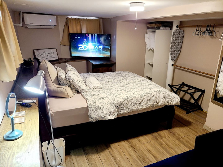 Luxury Reno W/ Private Entry - New Jersey
