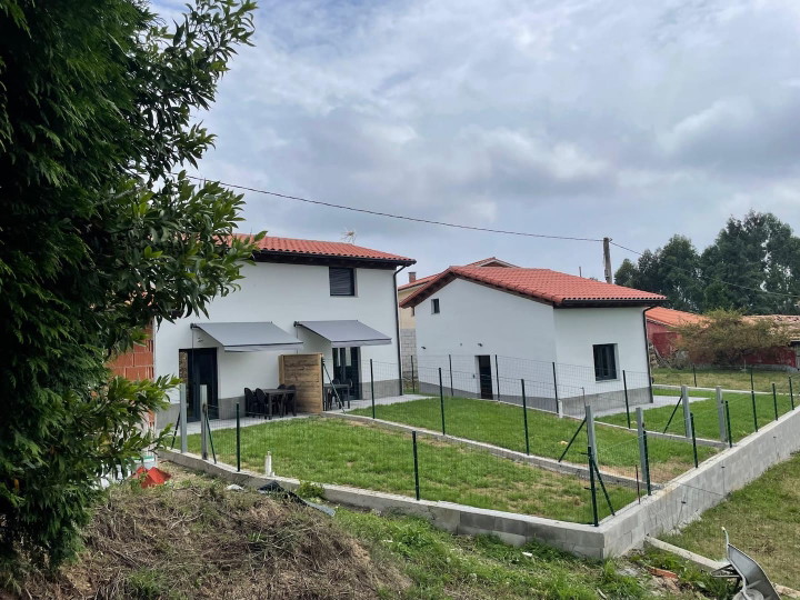 Apartamentos Tío Silverio. La Casa - Pravia