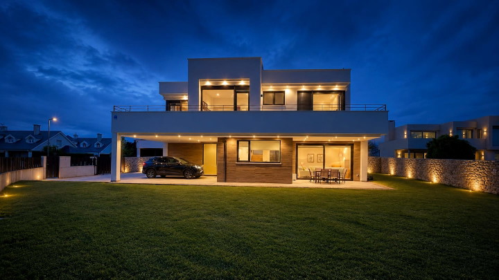 Villa De Diseño Con Jardín |Stylish Host Bezana - Santander