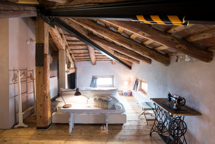La Romantique Chambre "Maestra", La Scuola B&b - Gallio
