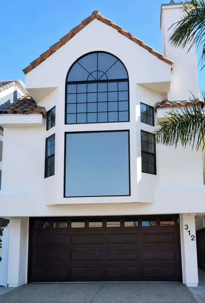 Modern~steps To The Beach~rooftop Deck, Bikes! - Oxnard, CA