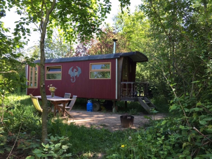 Pipowagen Op Eigen Plek In De Natuur - Deventer