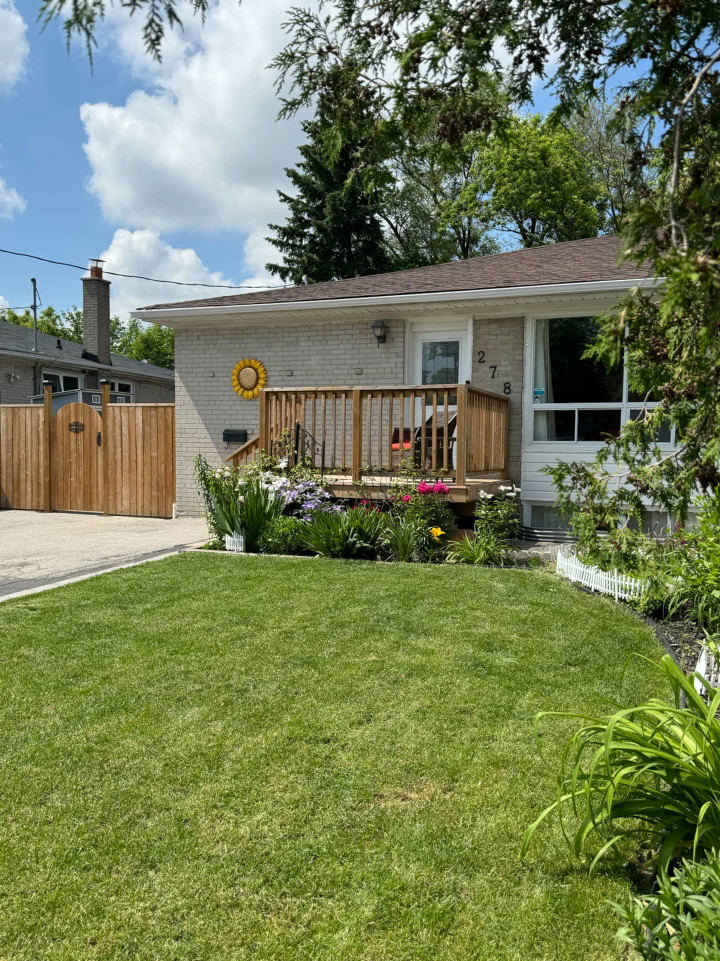 Tout Nouveau Sous-sol 2 Chambres 2 Salles De Bains Entièrement ÉQuipé - Richmond Hill