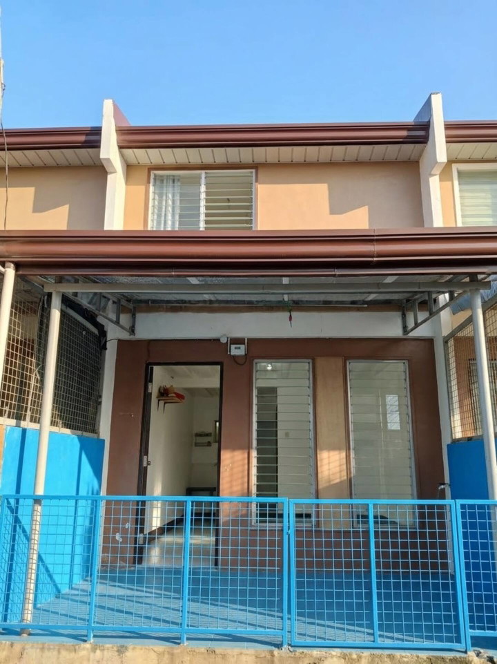 Casalhay Deca Homes Rowhouse Unit - Ormoc