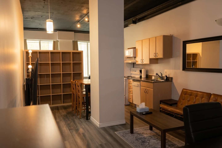 Modern Downtown Loft - Edmonton