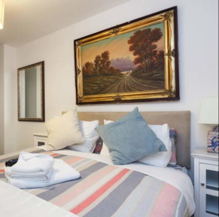 Arty Stay *Best Location* With A Touch Of Art - Manchester