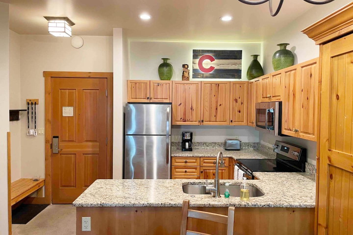 River Run, Pool & Hot Tub Steps Away From Patio - Keystone, CO
