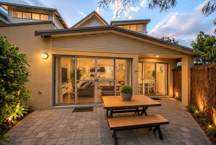 Spring By The Sea - Maggies Beach House - Busselton