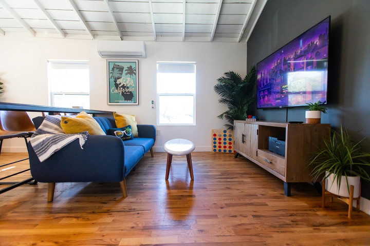 Stylish Apt Near Disney And Airport - Irvine, CA