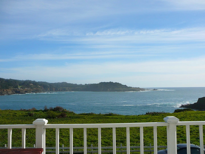 Mendo Luxury Oceanfront Penthouse, Dog Friendly! - Mendocino