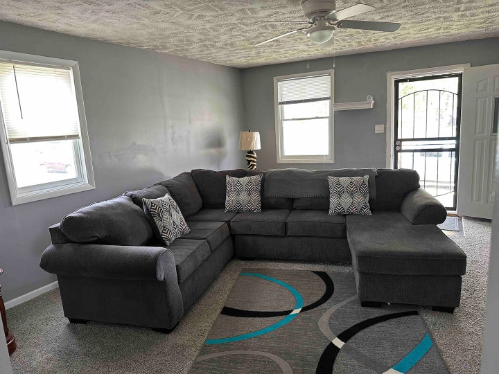 Renovated Home Away From Home - Springfield, OH