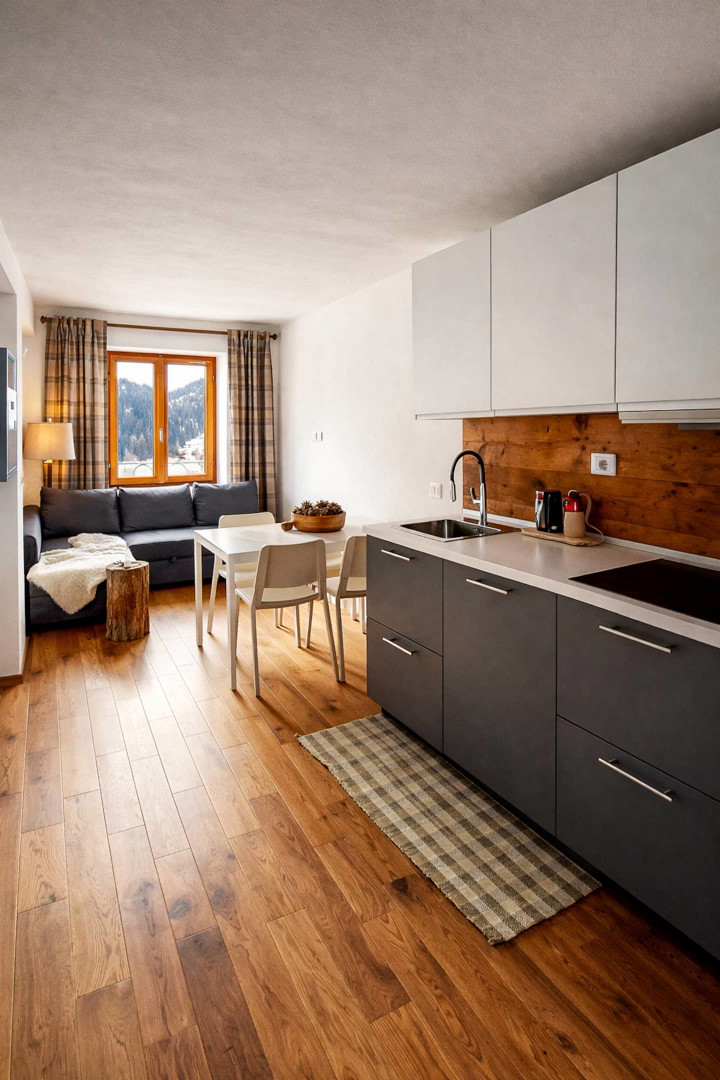 Chic Traditional Apt - With Wifi & View Mountains - Bormio