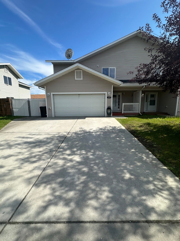 Easy Stay Spacious 4br Home/ 2.5 Baths - Fairbanks, AK