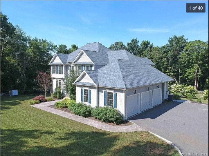 Modern 5br Home W Pool & Privacy - Newtown, CT