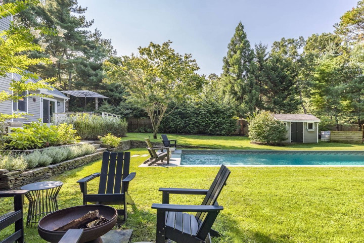 East Hampton Escape | Heated Pool + Outdoor Living - The Hamptons, NY