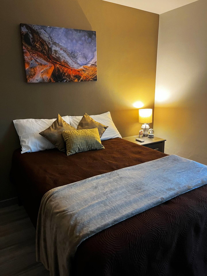 Axel Suites (Gold Apartment) We Invoice - Delicias