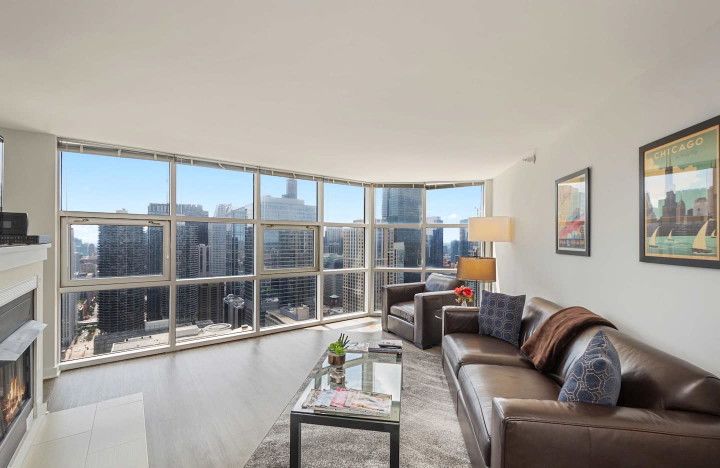 52nd Floor Magmile Penthouse Views Fireplace Pool - Chicago