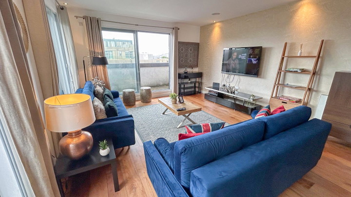 Modern 3br Penthouse W/balcony | Near Kings Cross - London
