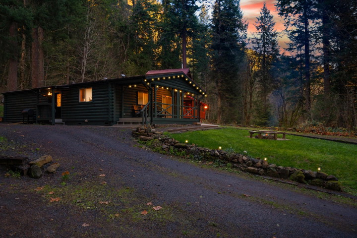 King Bed, Firepit & Ev Charger 5 Mi To Mt Rainier - Ashford, WA