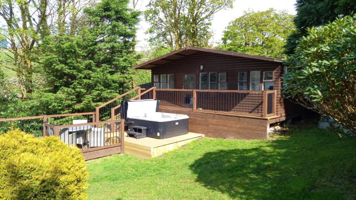 Fron Cabin - Delightful 2 Bedroom Cabin - United Kingdom