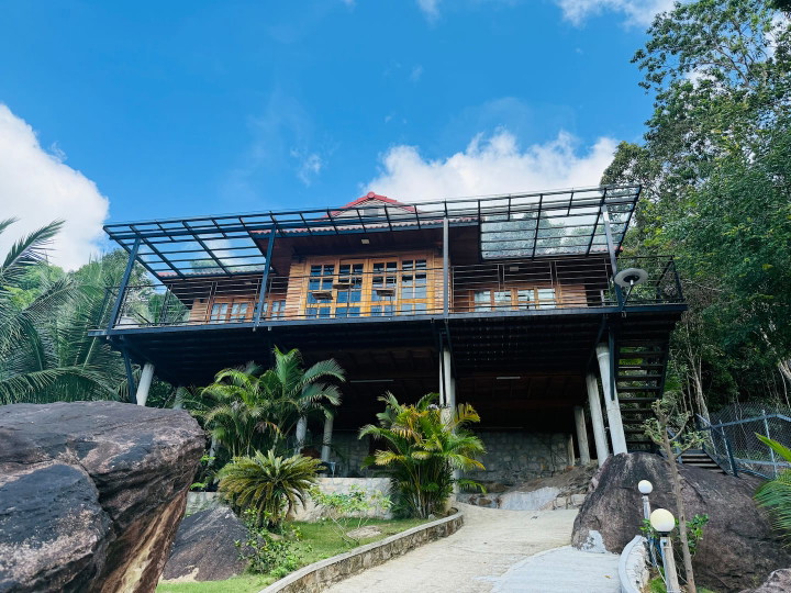 Ong Vinh House - Living Among Nature ! - Phú Quốc