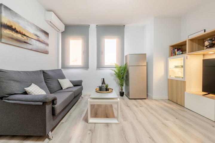 Refurbished Apartment Right By The Beach · A/c · Almería - Almería