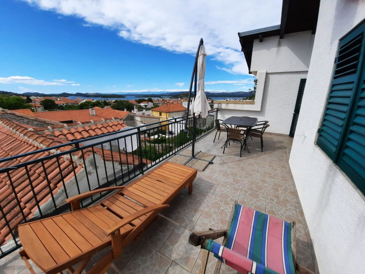 Apartment Baratula- S Pogledom Na More - Tisno