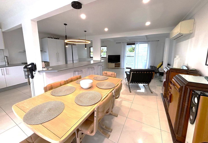 Between Lakes And Beach Retreat [Main House] - Central Coast