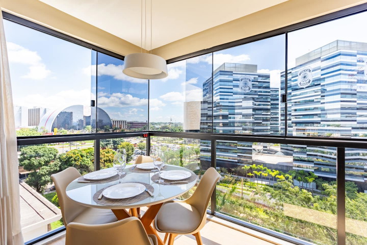 Lindo Flat-excelente Localização-vista Incrível - Brasil