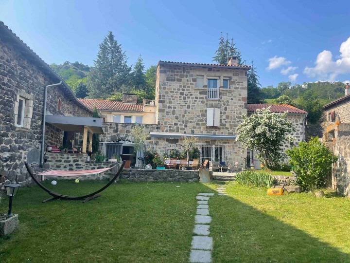 Ferme 300m² Avec Piscine Chauffée - Le Puy-en-Velay