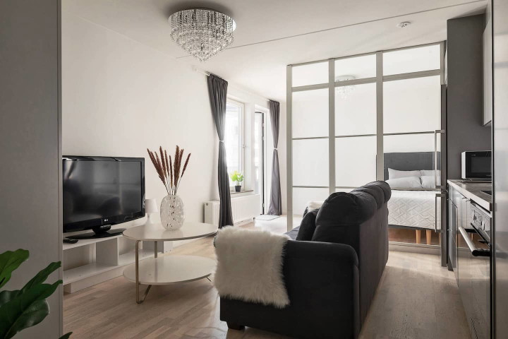 5mins Walk To Mall, Food Court & Train Station - Gmina Sollentuna