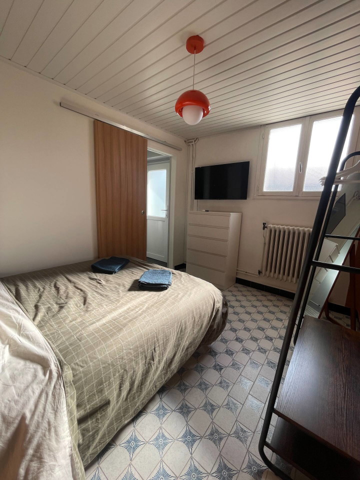 Studio Climatisé Dans Une Maison Individuelle - Lagnieu