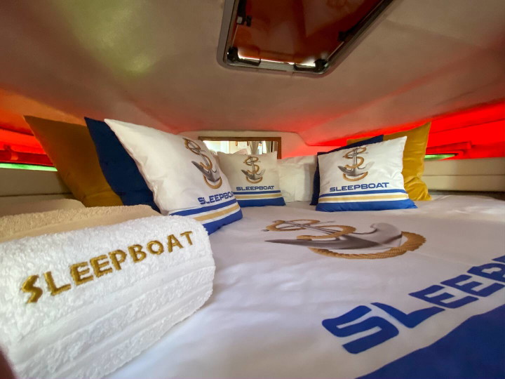 Sleep Boat - Porto