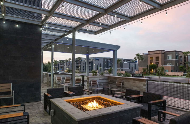 Stylish 3 Separatehotelsuites W/ Parking&breakfast - San Bernardino, CA
