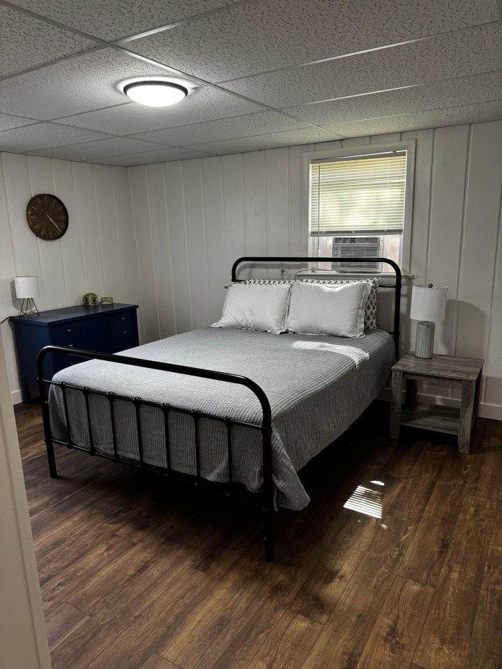 Newly Remodeled 1br - By Airport - Billings, MT