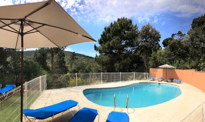 Villa Ideal 4 O 5 Familias 8 Hab. 6 Wc Tranquila - Catalonia