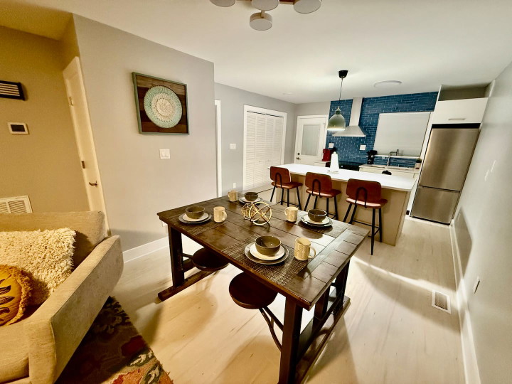 Chatham Retreat E | Cary 2-bedroom + Full Kitchen - Cary, NC