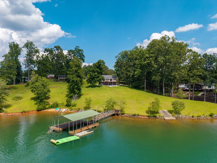 Johnsons Cove/lakefront Retreat/hot Tub/ev Charger - Seneca