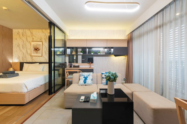 Asok Stylish Condo | 500m Fiber Wifi | Pool & Gym - Bangkok