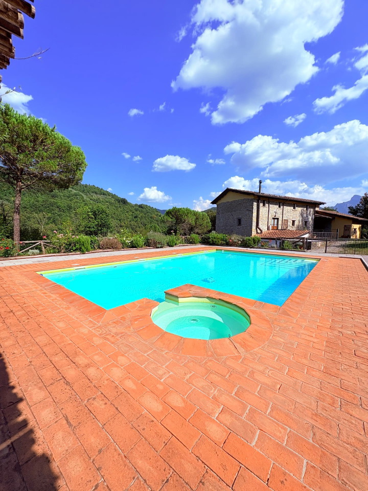 Private Tuscan Stone House Pretola - Cerreto Laghi