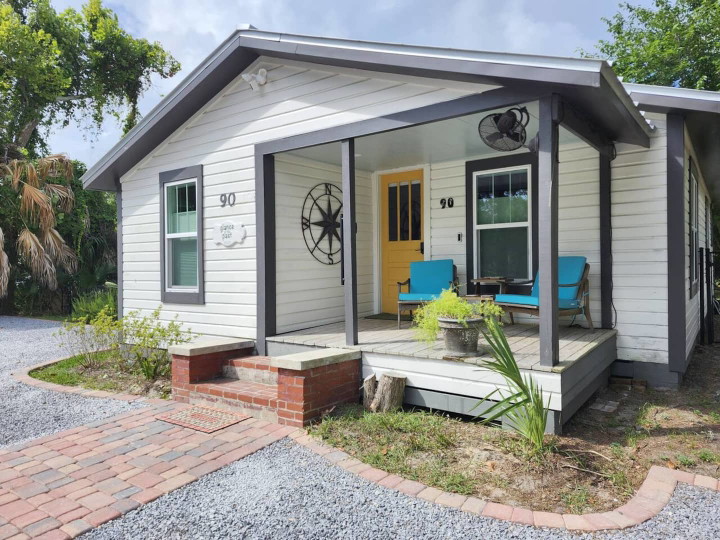 Glance At The Past; Easy Walk To Downtown - Apalachicola