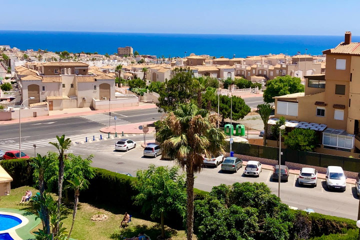 Tu Casa En La Playa Con Vistas Al Mar. - Torrevieja