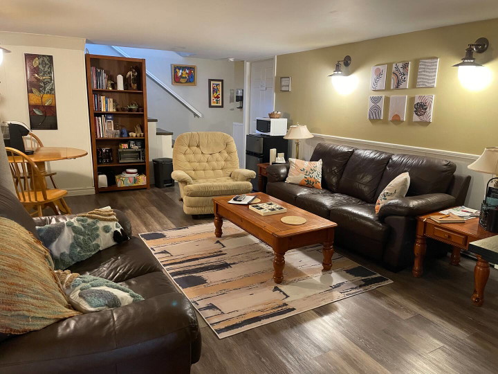 Great Location To Everything In Fredericton. - Fredericton
